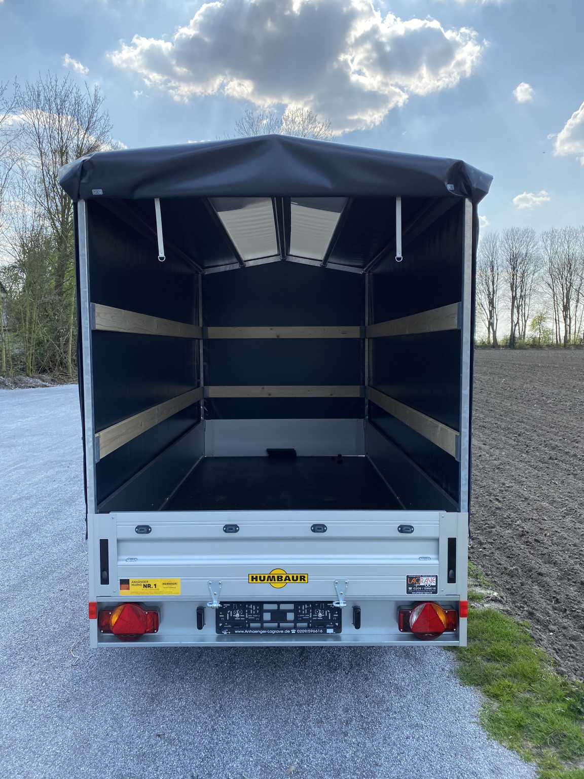 Humbaur HA 253015 GG 2500 kg 303x150x35 cm – Anhänger-Lagrave