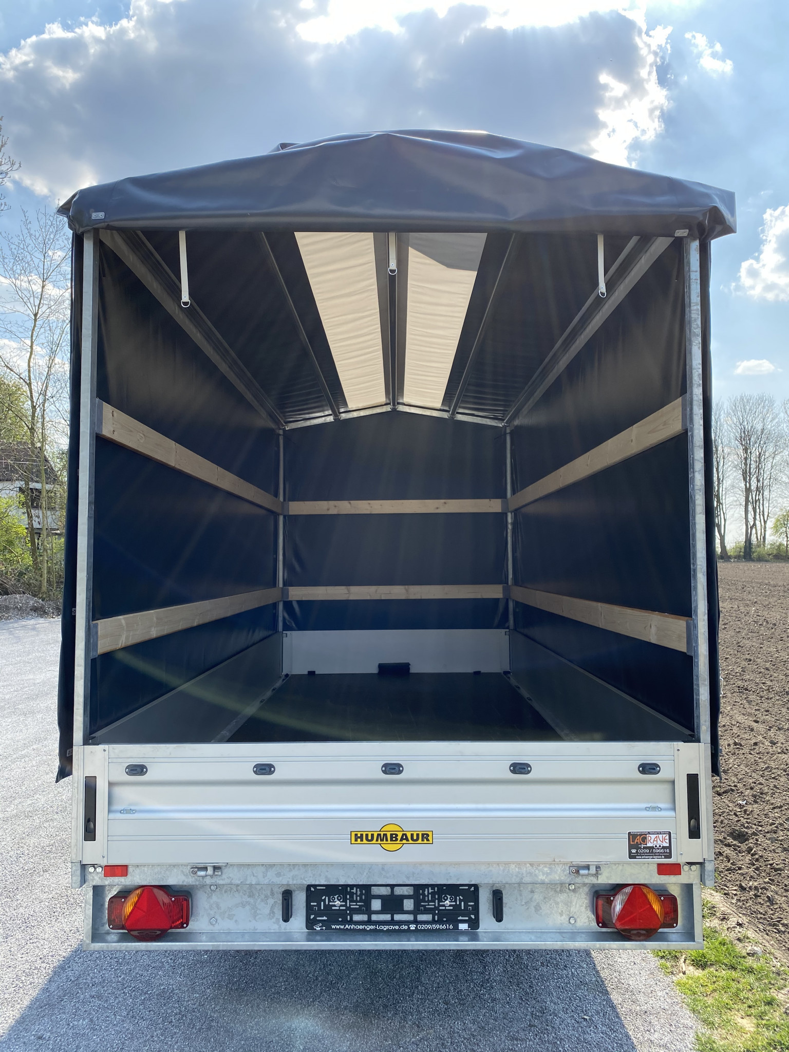Humbaur HT 254118 GG 2500 kg 410x185x200 cm – Anhänger-Lagrave